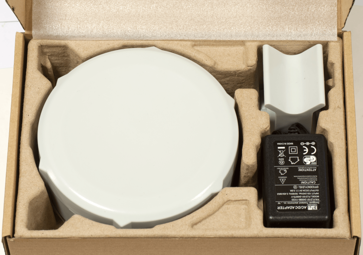 Cliente para enlaces inalámbricos en banda 2.4GHz de MikroTik RBSXTG ...